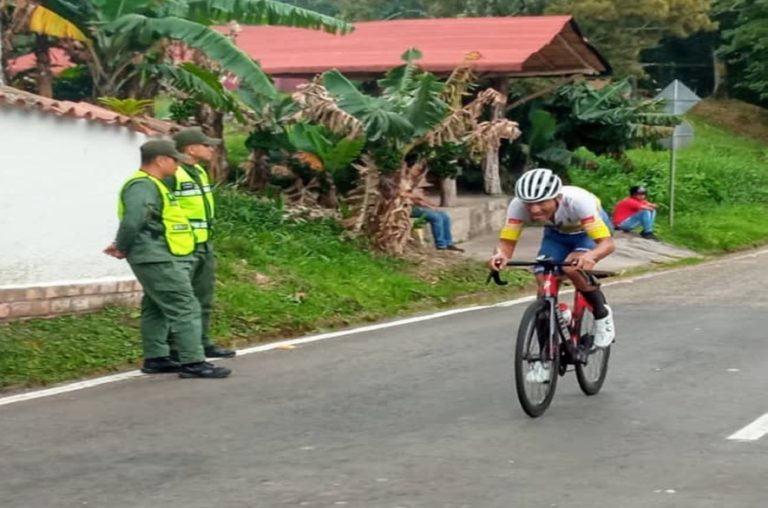 José Alarcón voló en el Tour Andina - TACHIRA NEWS